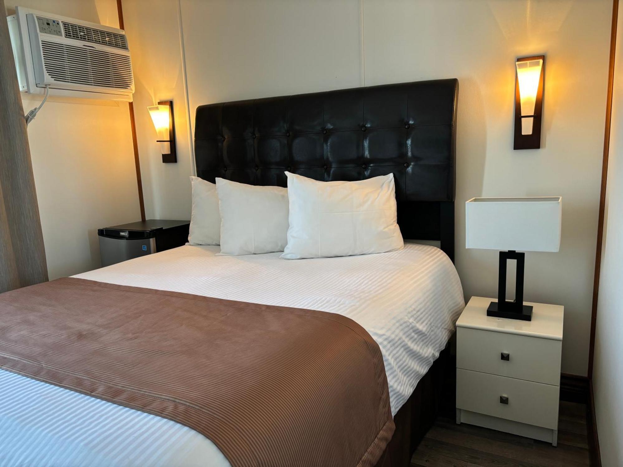 MOTEL VUE BELVEDERE SAINT-SIMÉON, QC